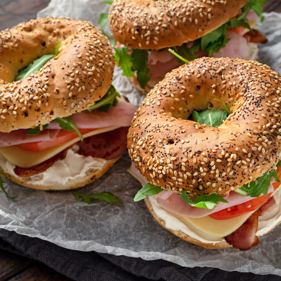 Kneaders and mixers for artisanal bakeries